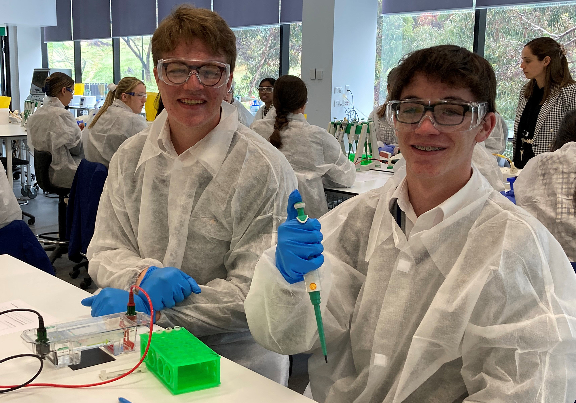 Year 11 Forensic Biology workshop at Flinders University - Concordia ...